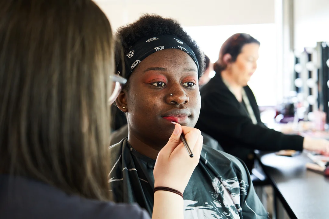 makeup school manchester